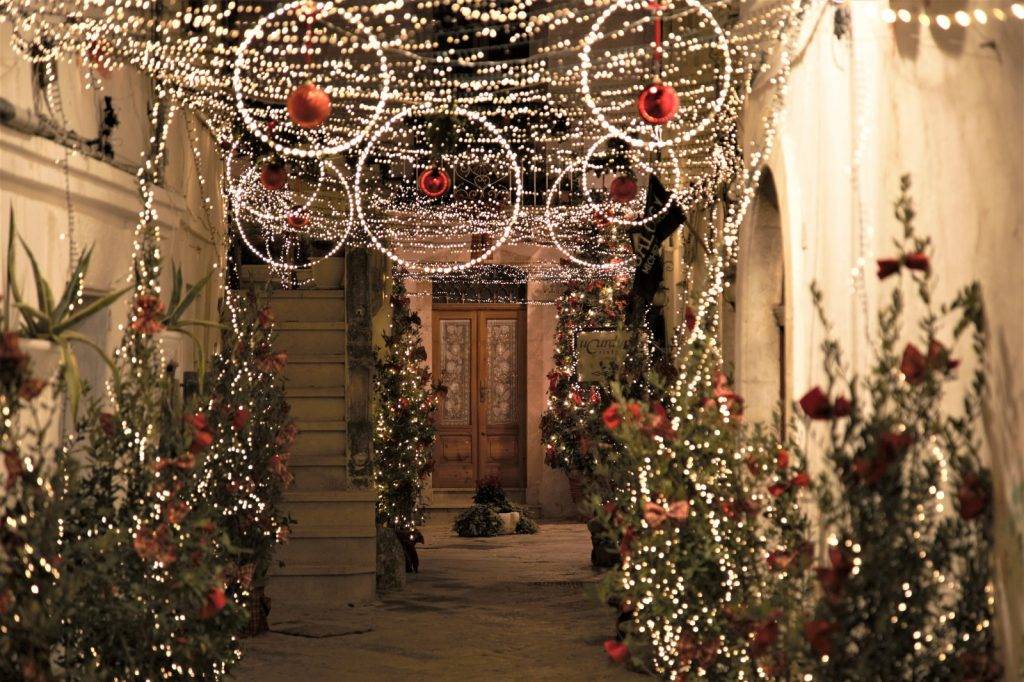 Atmosfere natalizie a locorotondo e alberobello 2535